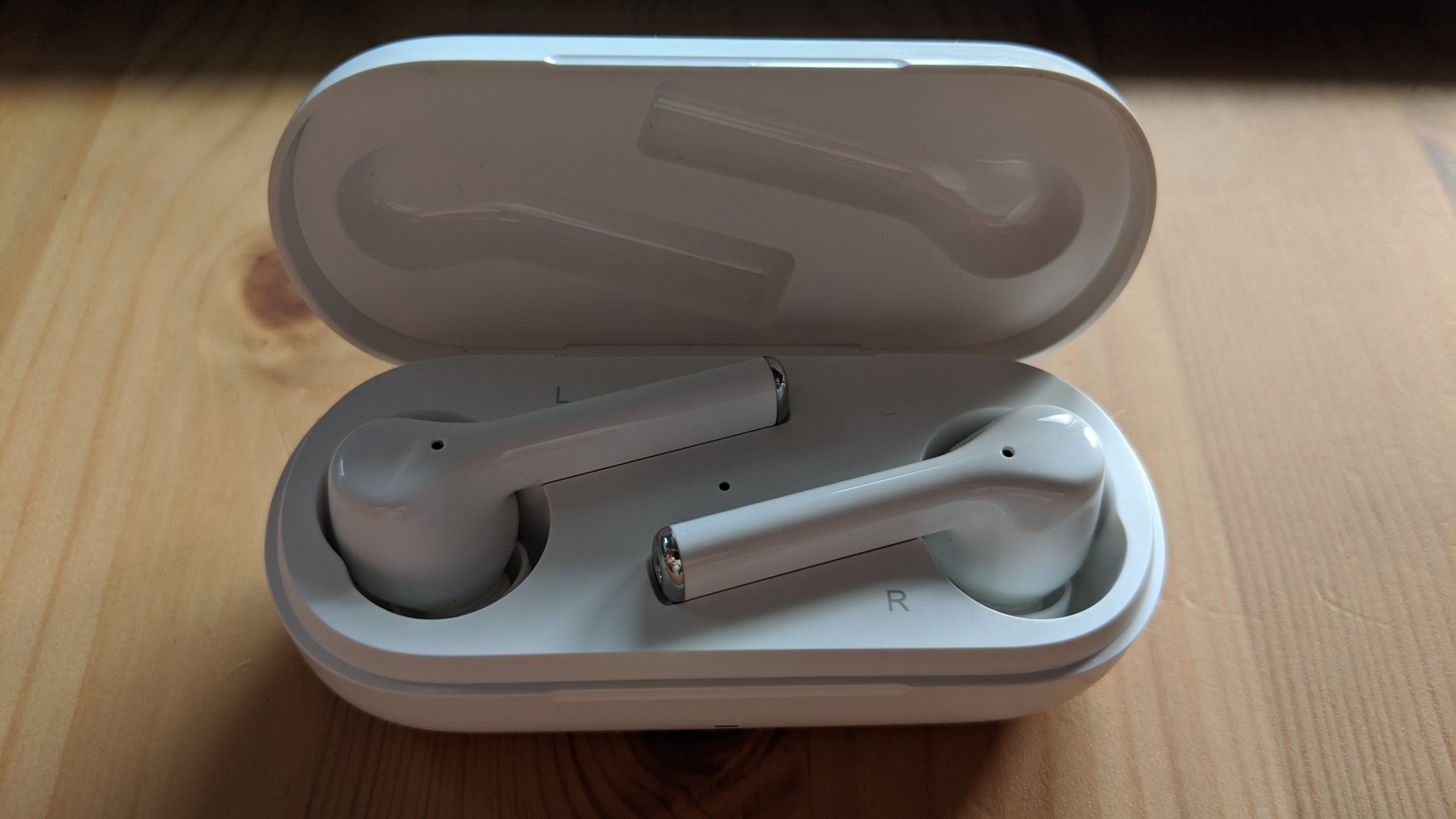 Test i recenzja słuchawek Huawei FreeBuds 3i. Czy nowe znaczy lepsze ...