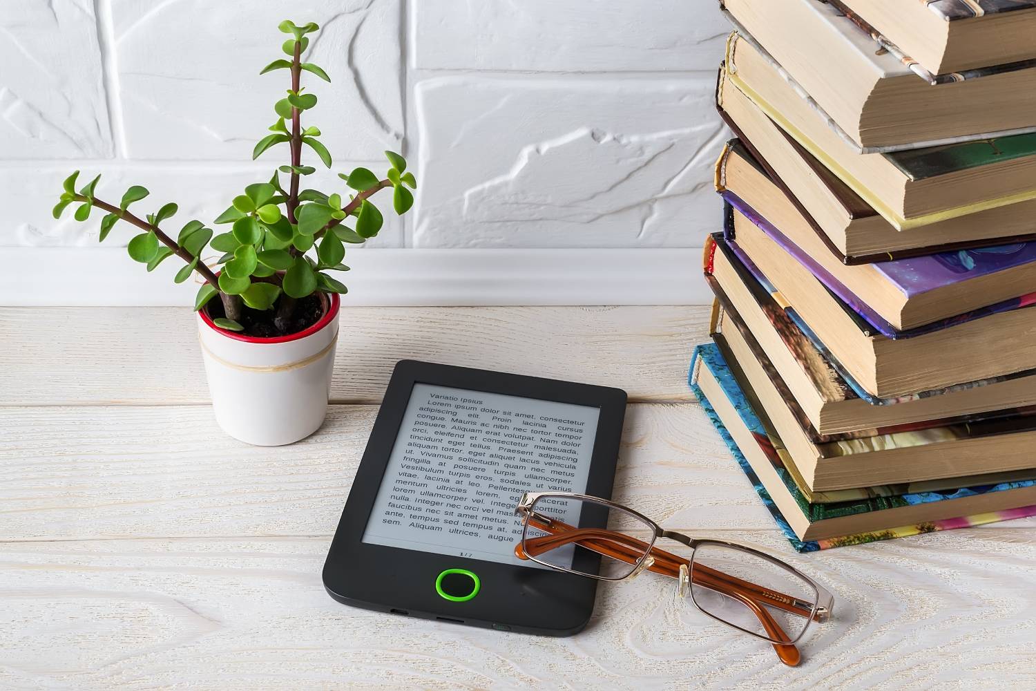 Jak działa czytnik e-book? Wyjaśnienie zasad działania – Geex