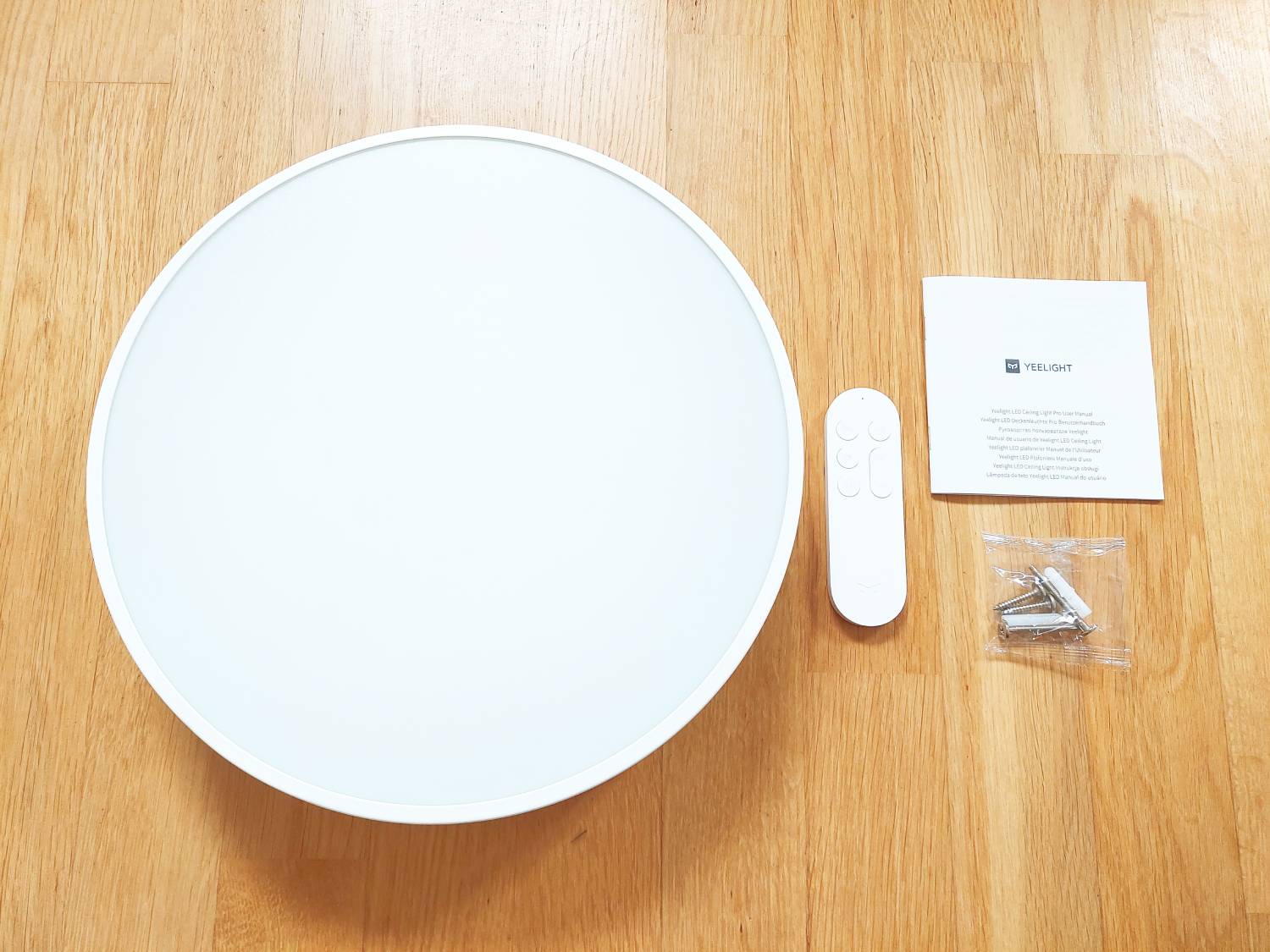 Recenzja lampy Yeelight Light Pro 320 – Geex