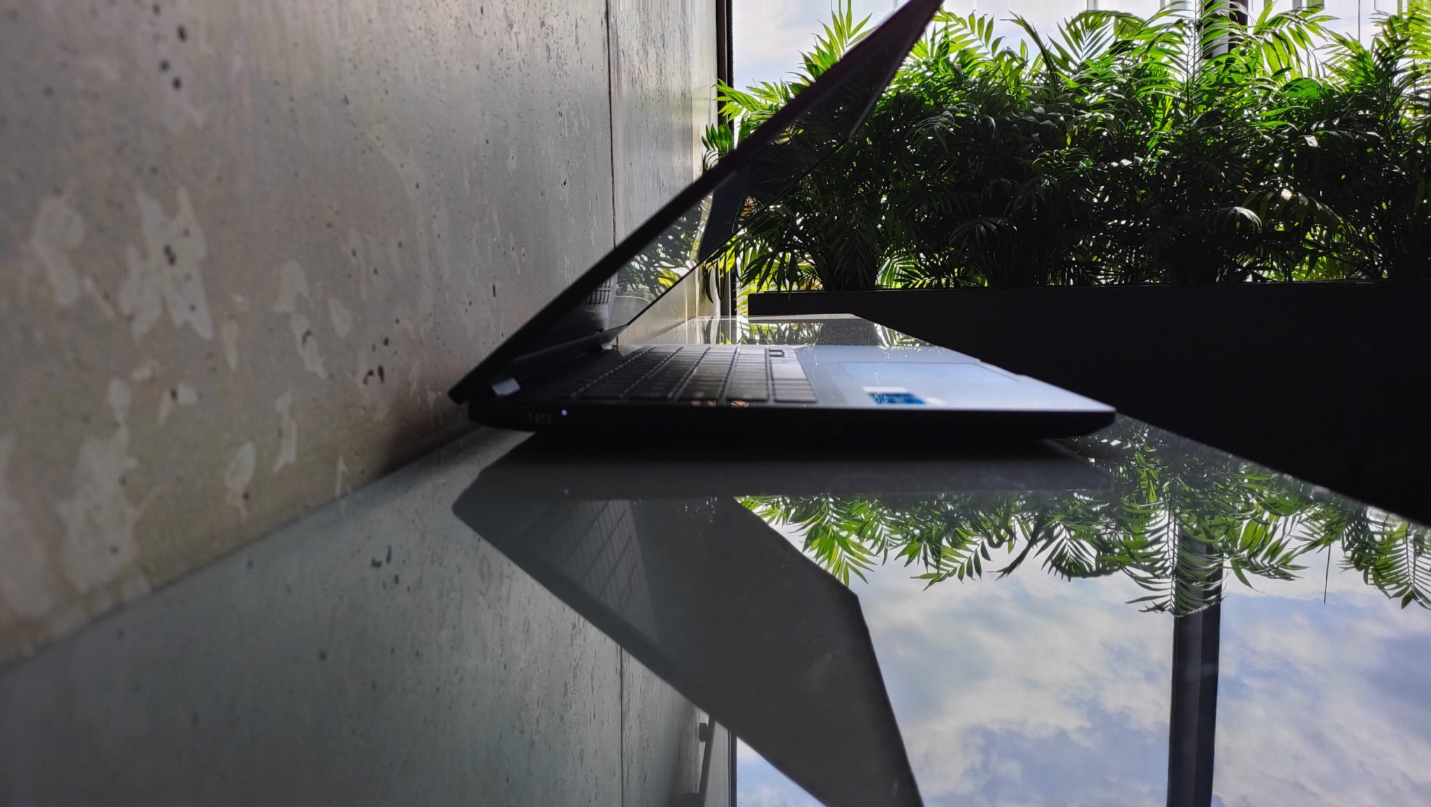 Testujemy laptop dla 4-klasisty od x-komu. Recenzja ASUS ExpertBook B1 ...