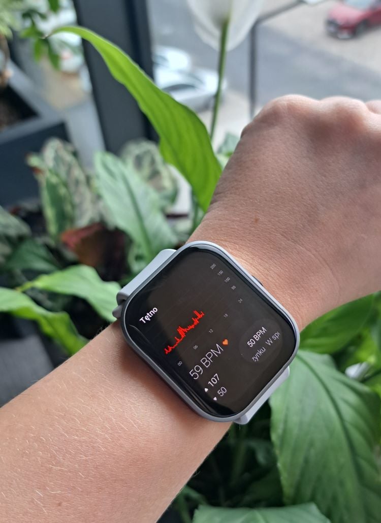 Test i recenzja CMF by Nothing Watch Pro. Ten smartwatch się po prostu ...