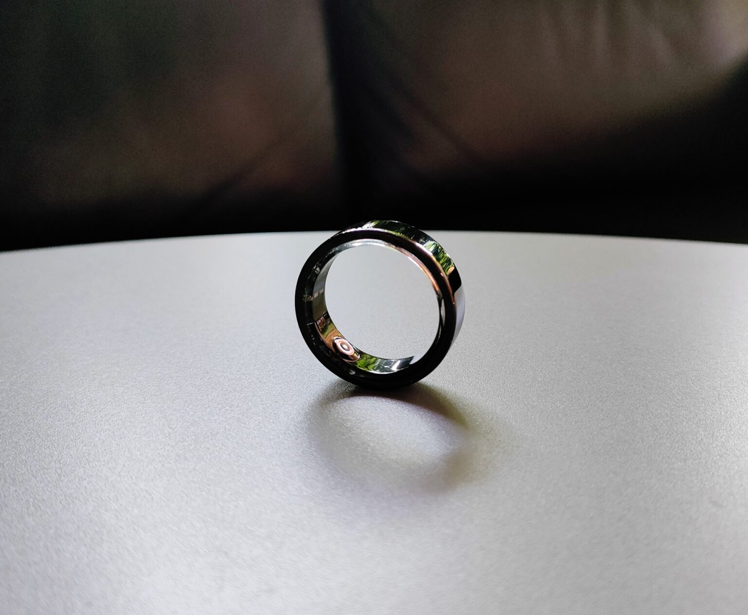 Miałem Ice Ring na palcu przez miesiąc. Oto, co sądzę | Geex