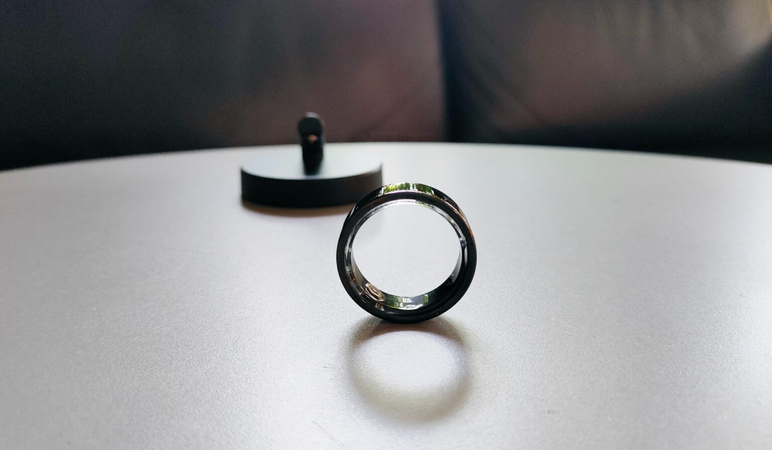 Miałem Ice Ring na palcu przez miesiąc. Oto, co sądzę | Geex