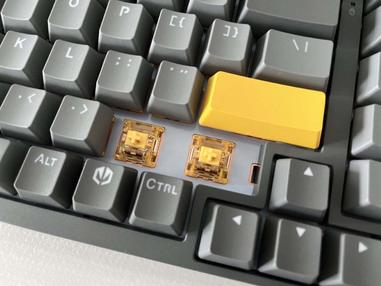 Recenzja Endorfy Celeris 1800 – klawiatury, która jest jak cebula i nie ...